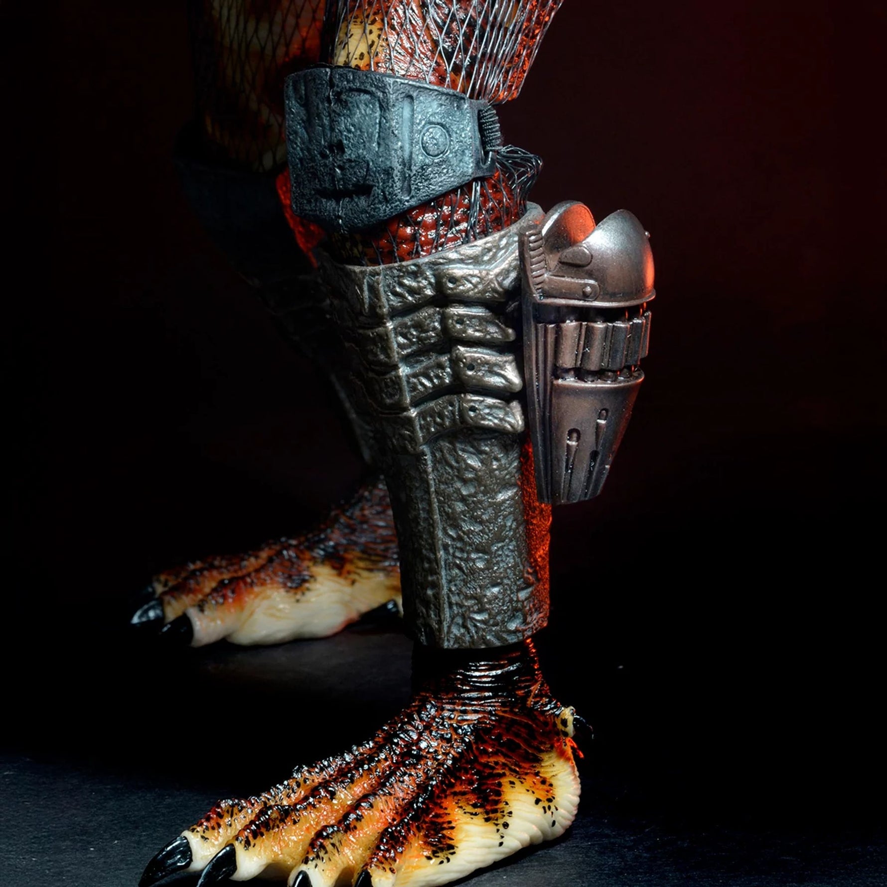 PREDATOR - ¼ SCALE FIGURE - CITY HUNTER PREDATOR WITH LED LIGHTS – Neca Online